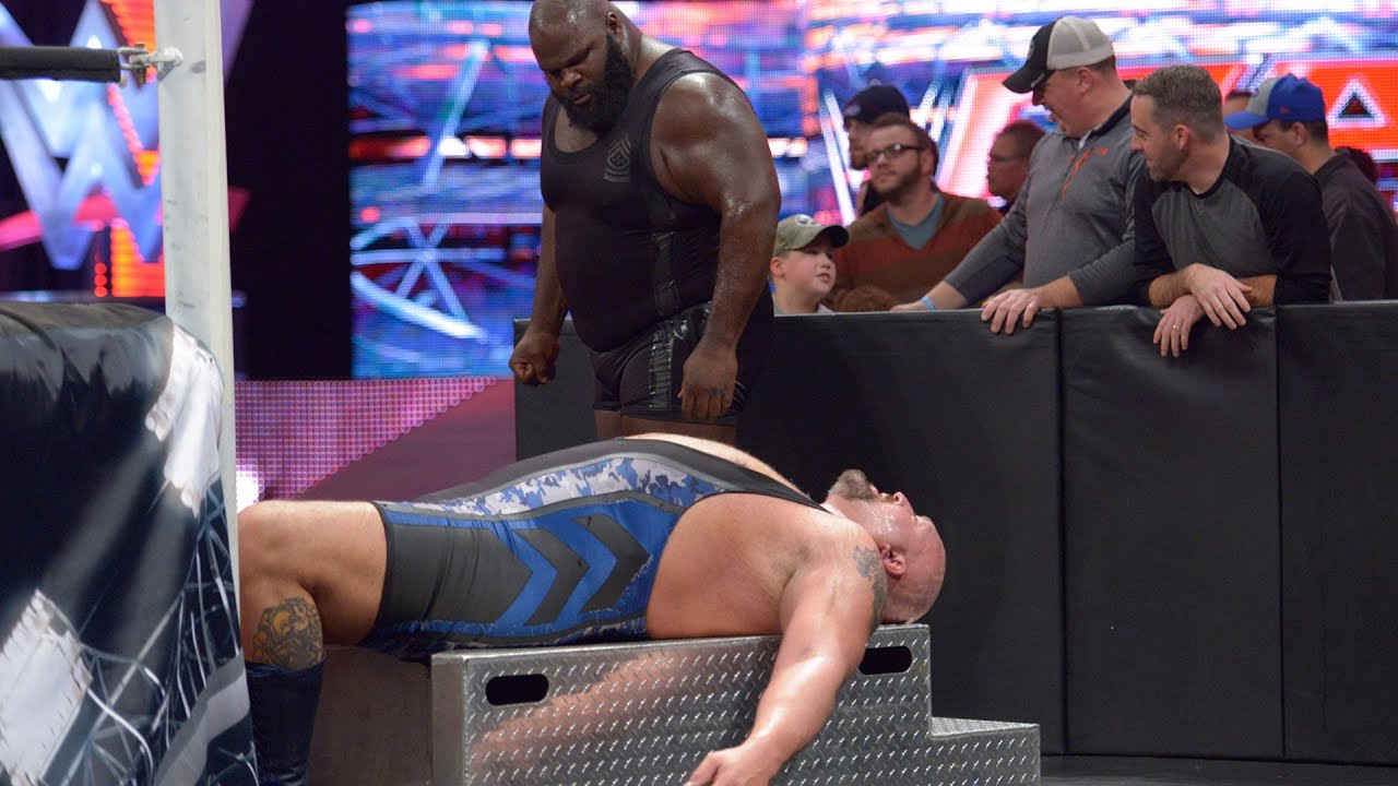 Mark Henry slams Big Show in amazing feat of strength: Monday Night Raw ...