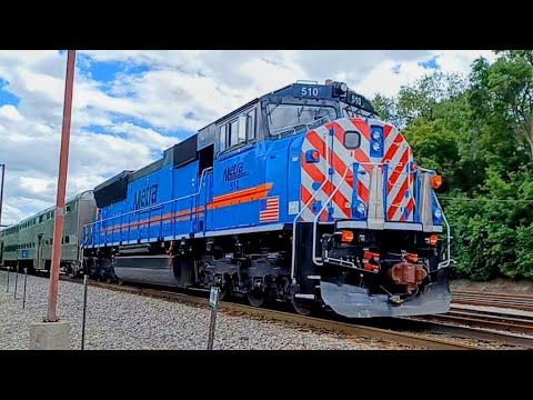 Metra 510 shoves train 2140 out of Fox Lake 6/6/24 - YouTube