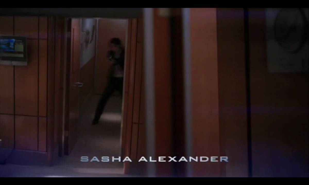 NCIS Season 1 opening - YouTube