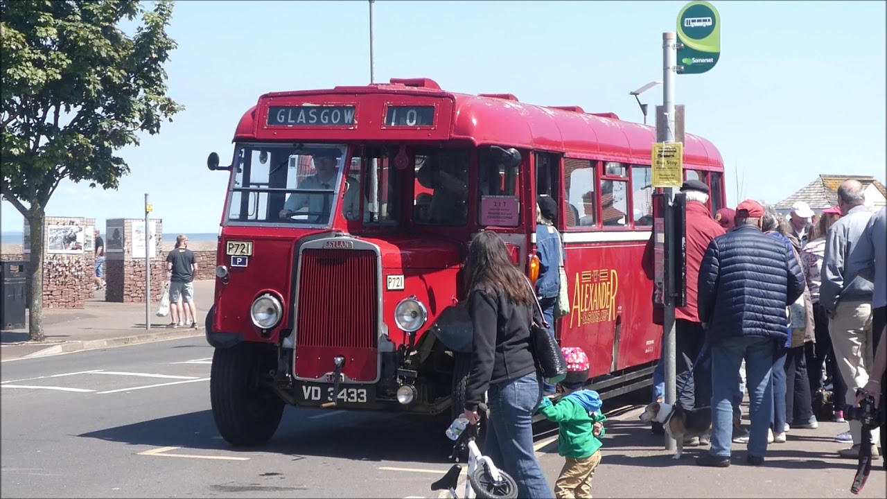 CLASSIC BUSES AND A HALF MARATHON AT MINEHEAD 12 MAY 2019 Part 1 - YouTube