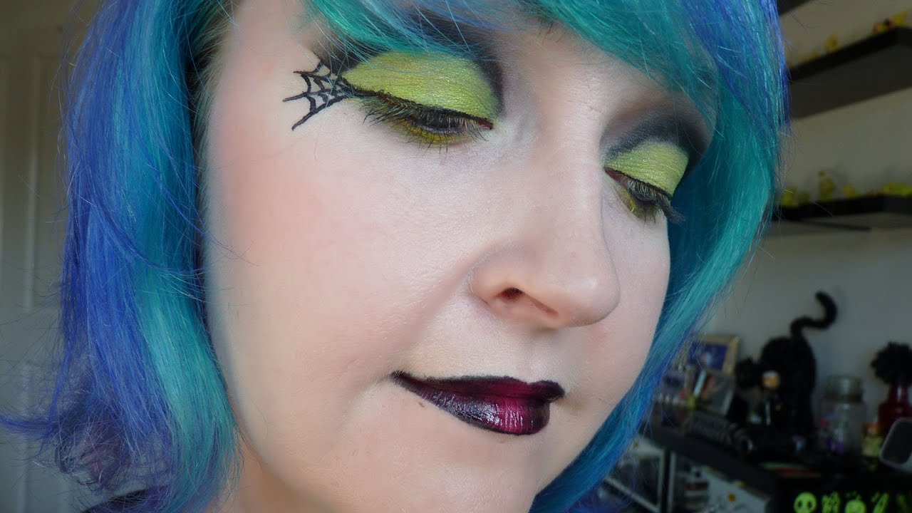 Halloween Evil Web Eyeshadow Look - YouTube