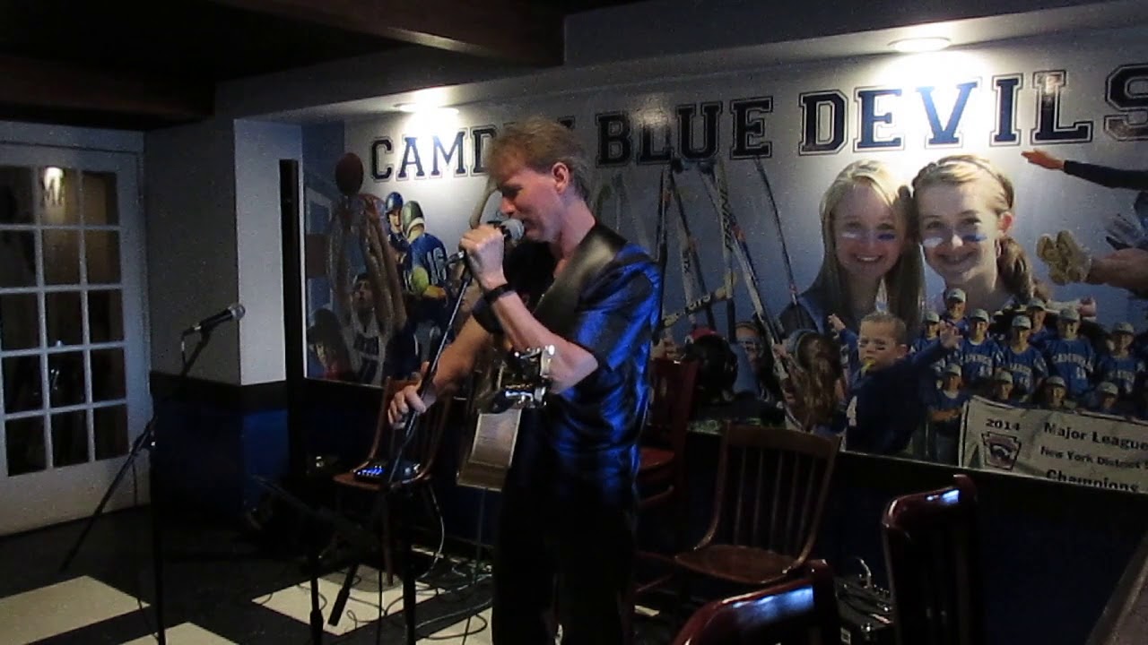 Ed Hildreth - Nicole's - May 9 2018 - YouTube