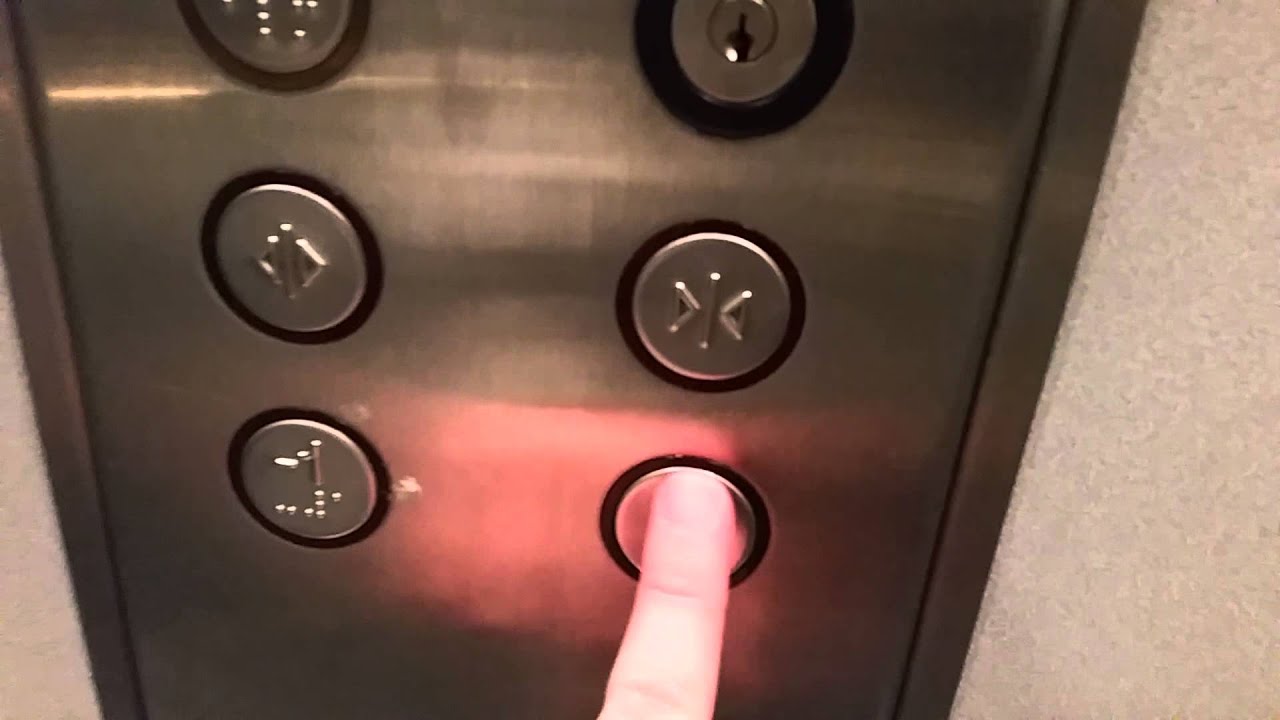 Carlton Lift @ Sports Direct Fitness in Birmingham - YouTube