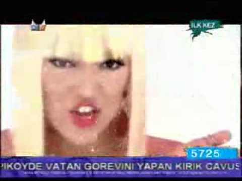Demet Akalın - Toz Pembe