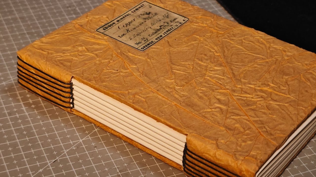 I made a notebook by hand. Here is how I made it. - YouTube