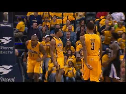 Gerald Green shows off his hang time!