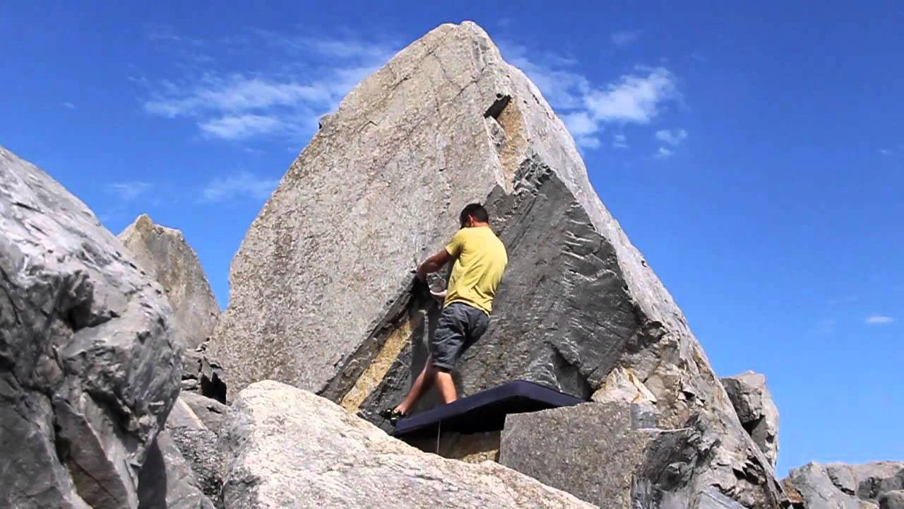 Frank Slide Bouldering Top 50 : Episode 1 - YouTube