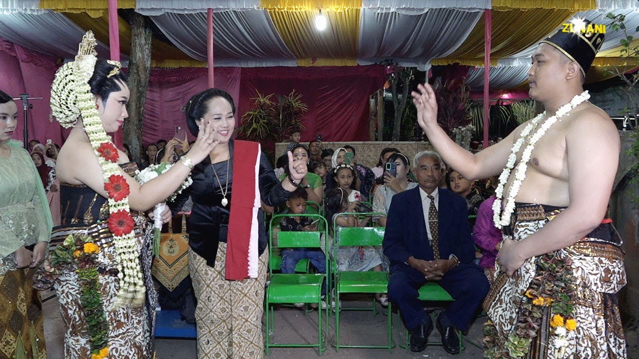 full basahan Panggih Manten adat Jawa Basahan //YENI MUA Kalioso - YouTube