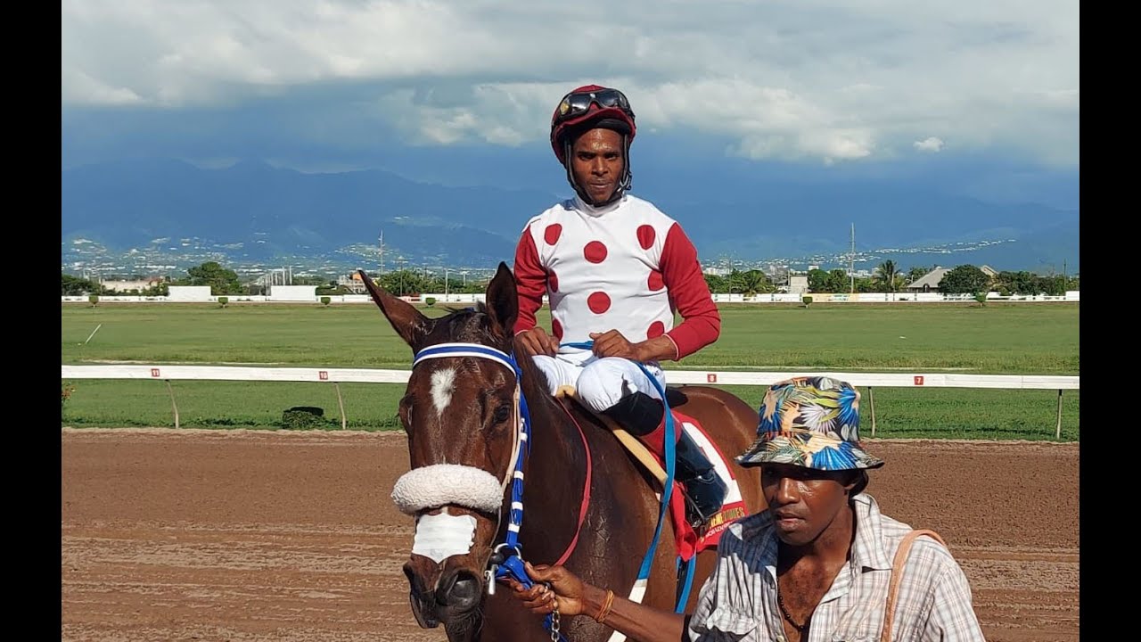 JAMAICA RACING: Show Girl Obliges In Sun, Oct 29, 2023 – 5th - YouTube