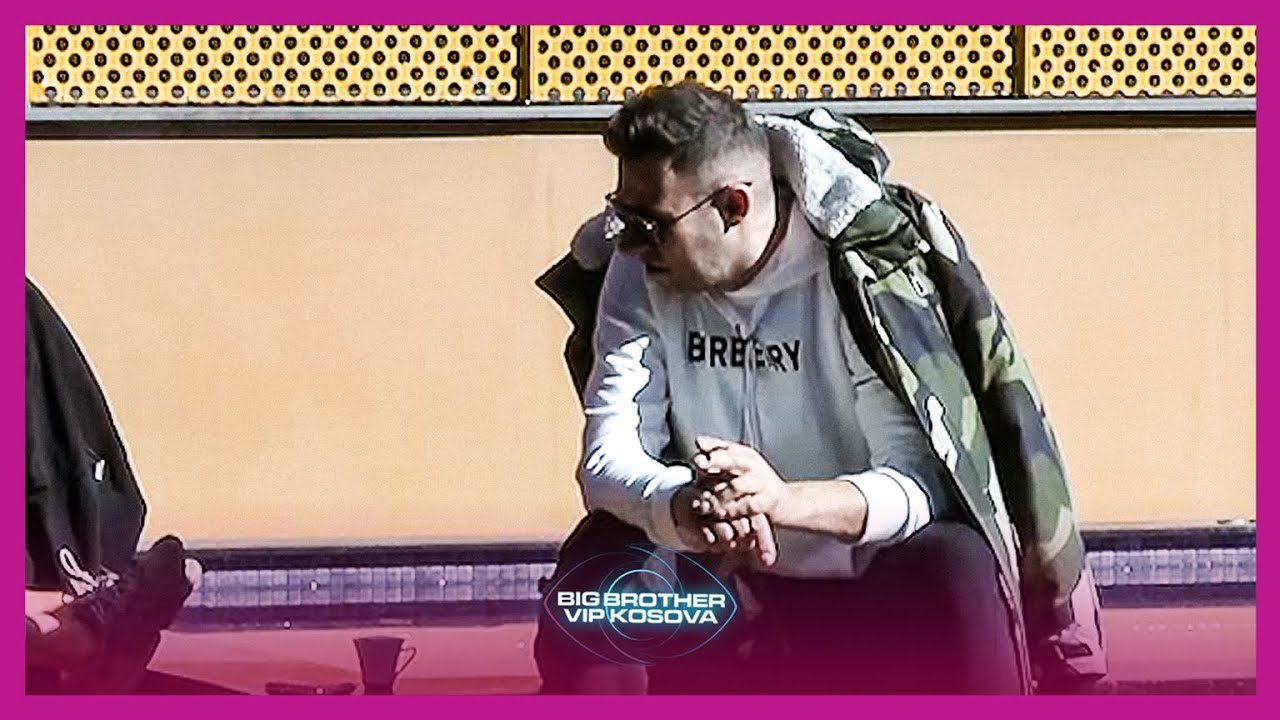 Vedati ngjallë të qeshura teksa këndon disa rima në rolin e Likit - Big ...
