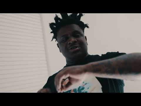 TMH32SHOTS- HOW WE LIVING {mmhmm lil zay osama remix}