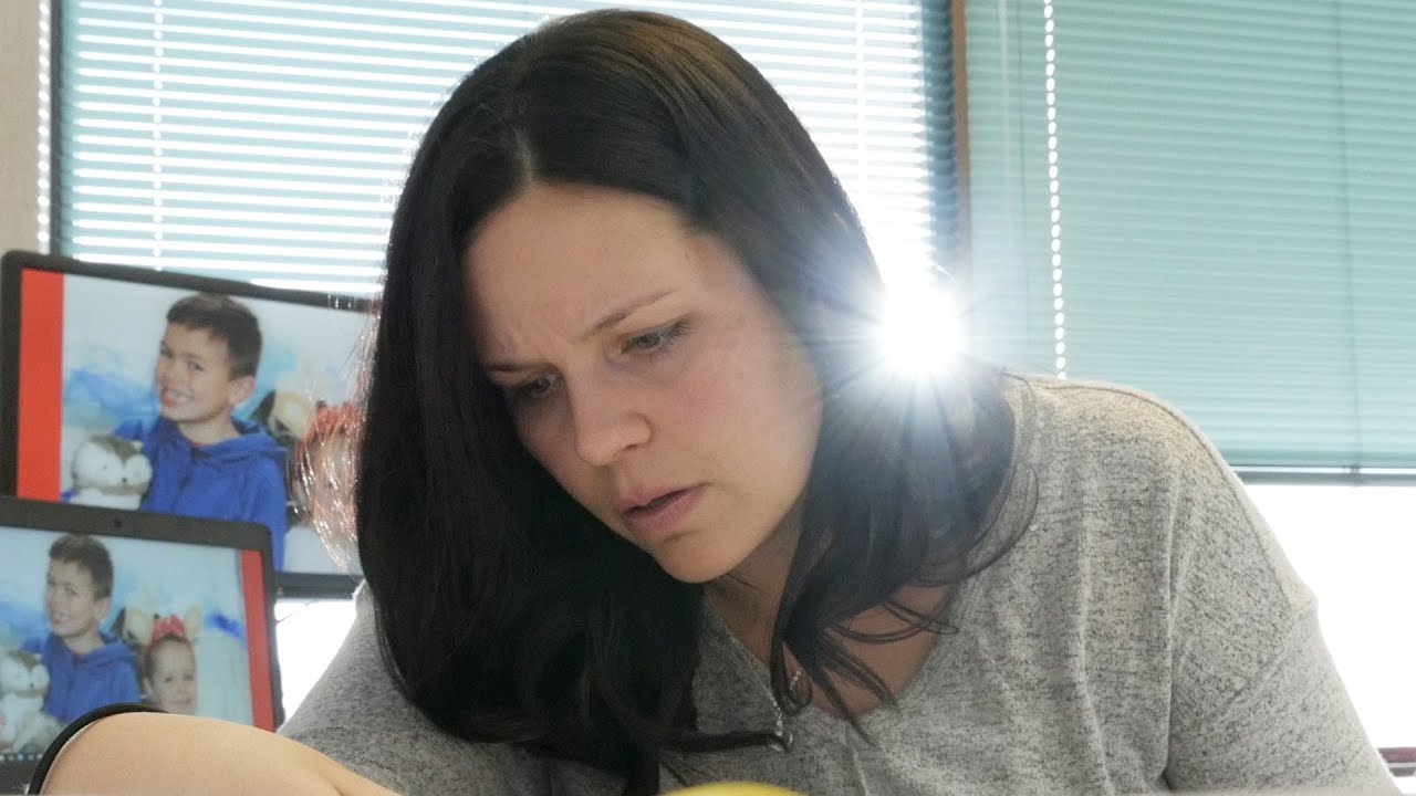 A day in the life of Jaclyn - YouTube