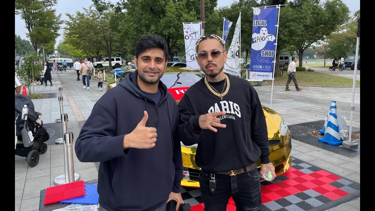 Tokyo Car Show | Super Cars | Gold Tesla with Gold Player - YouTube