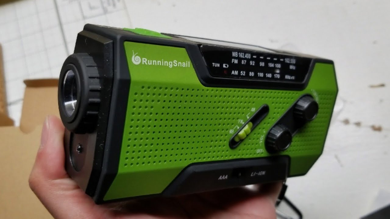 REVIEW! Running Snail Solar Crank Battery NOAA Weather Radio, LED Light ...
