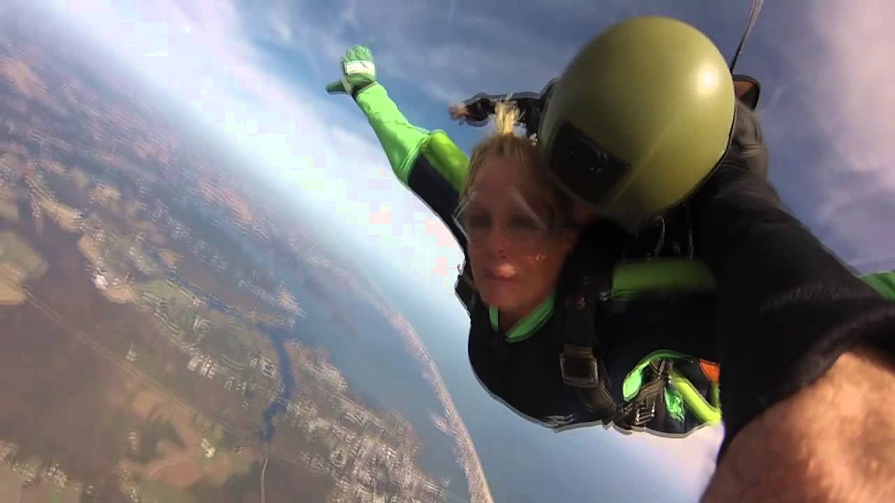 Skydiving in Maryland - Diana Nelson - YouTube