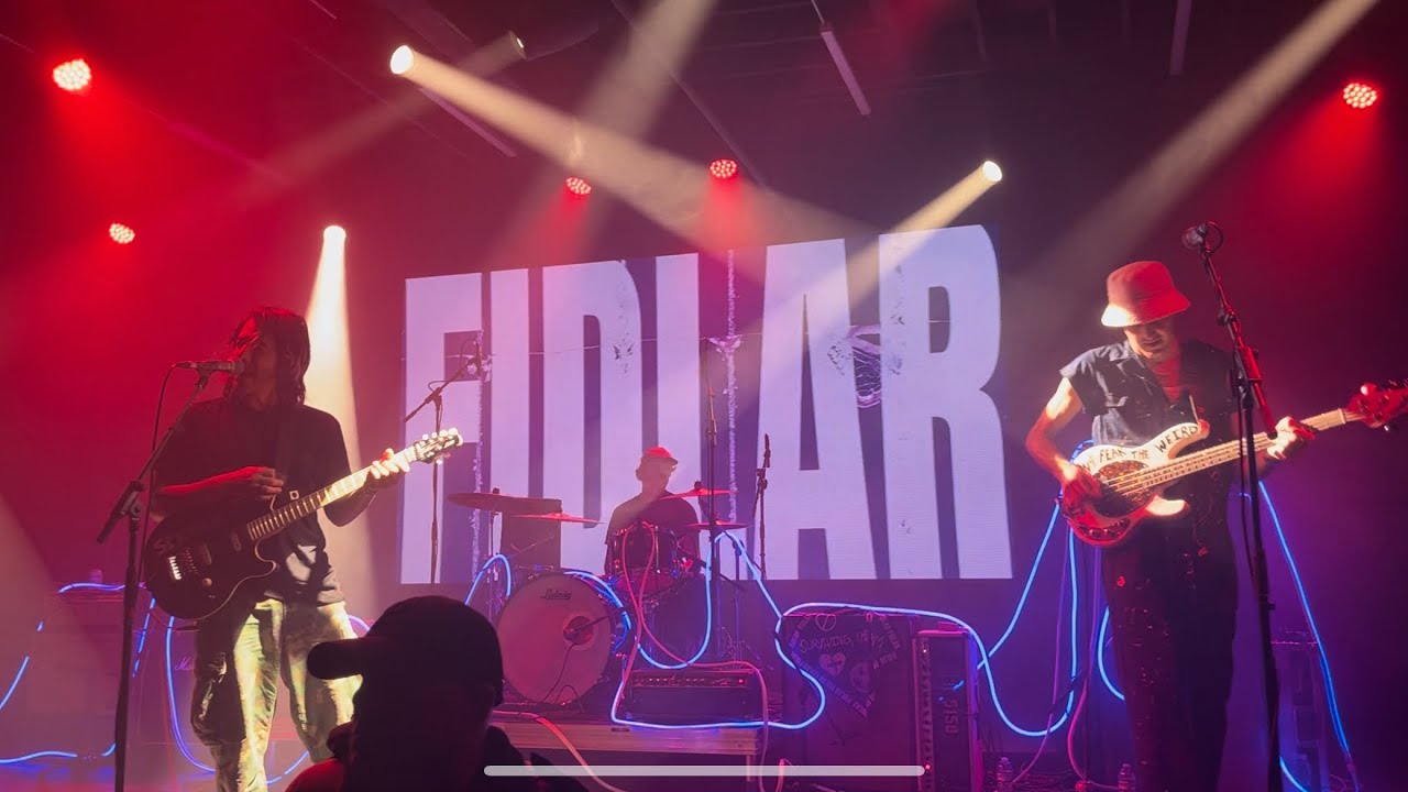 FIDLAR - Nudge (Live Electric City Buffalo 10/8/24) - YouTube