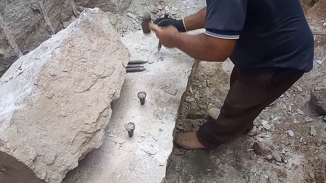 veja como quebra rocha - YouTube