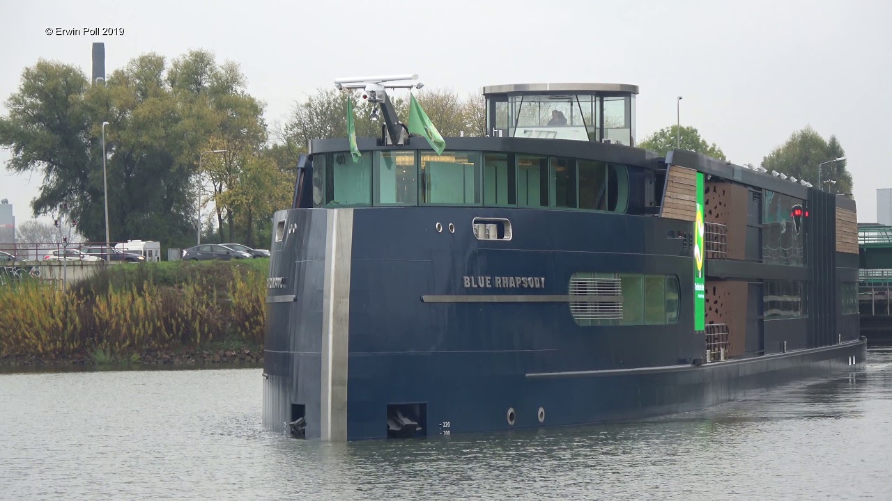 Shipspotting at deventer with new cruiseship blue rapsody 7 nov 2019 ...