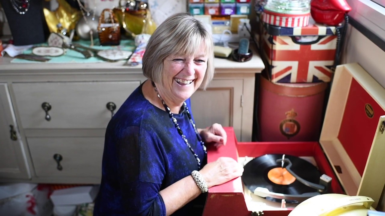 Retro Room - A Personal Collection of Vintage Fashions, Trends and ...