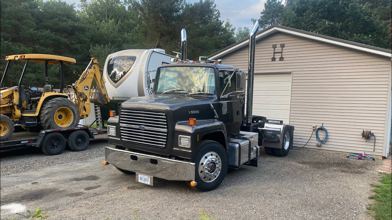 Ford L9000 Episode 33: ALL the details and DRIVING (Cummins L10 that ...