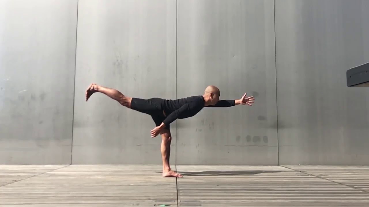 Single leg airplane - YouTube