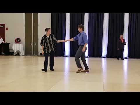 Ryan Boz and Gavin Boz two brothers having fun dancing together - YouTube