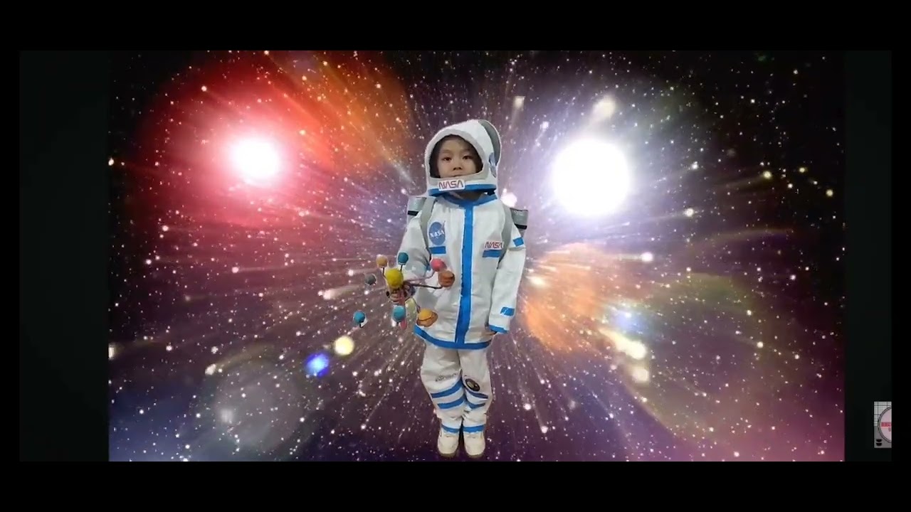 Science month costume, made by recycled materials - YouTube