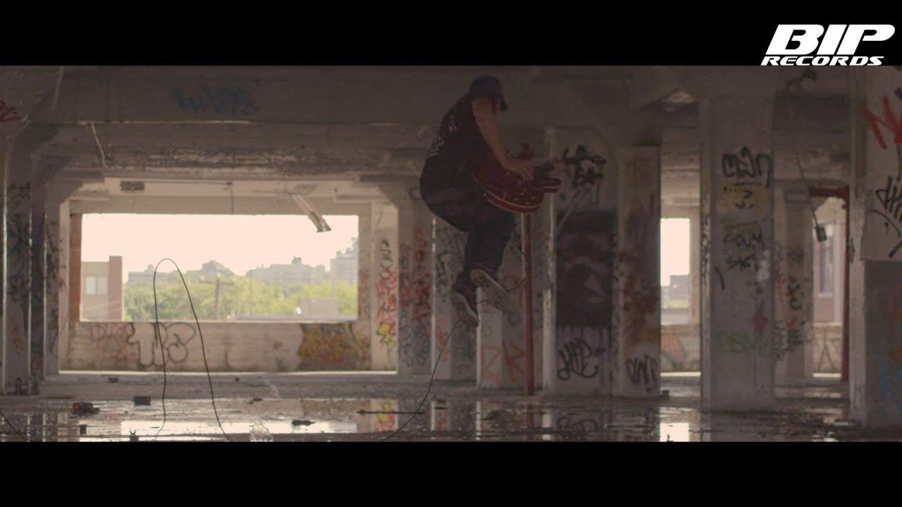 Duke Squad - Shake It Up (Official Music Video) (HQ) (HD) - YouTube