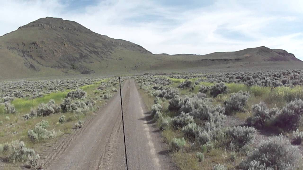 Beautiful Plains in Square Mountain Oregon - YouTube