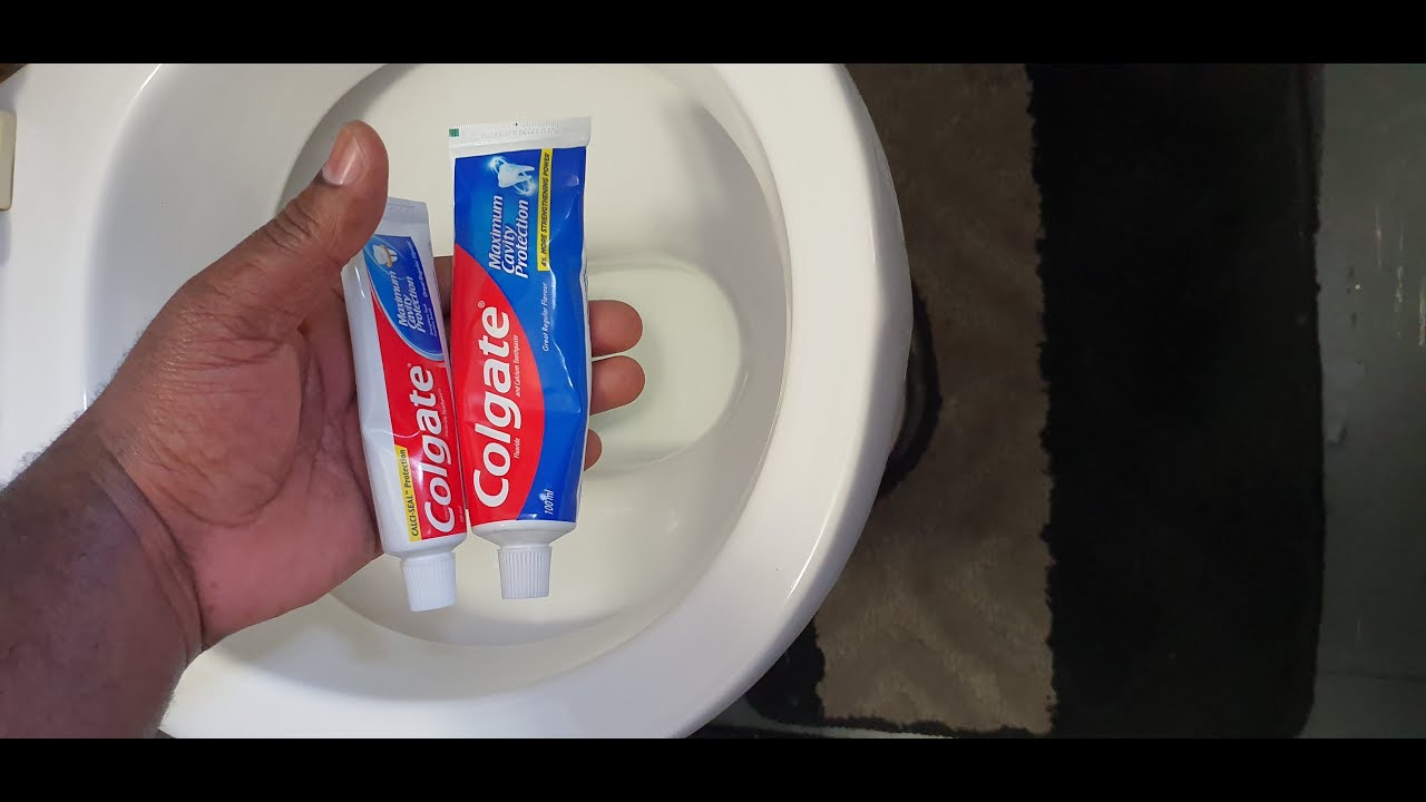 How To Clean Your Toilet With Toothpaste | DIY Cleaning Hacks that's ...