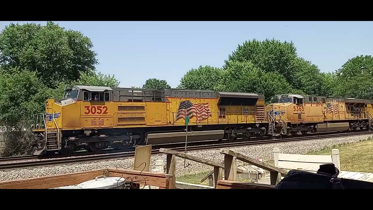 Two Union Pacific Stack trains - Galesburg Chilli Sub. - YouTube