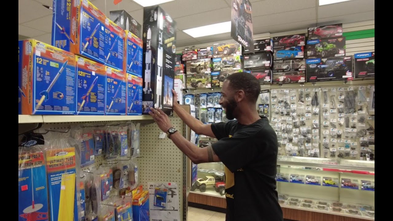 MODELROCKETS321 Visits Hobby Bench - Rockets, Models, R/C Everything ...