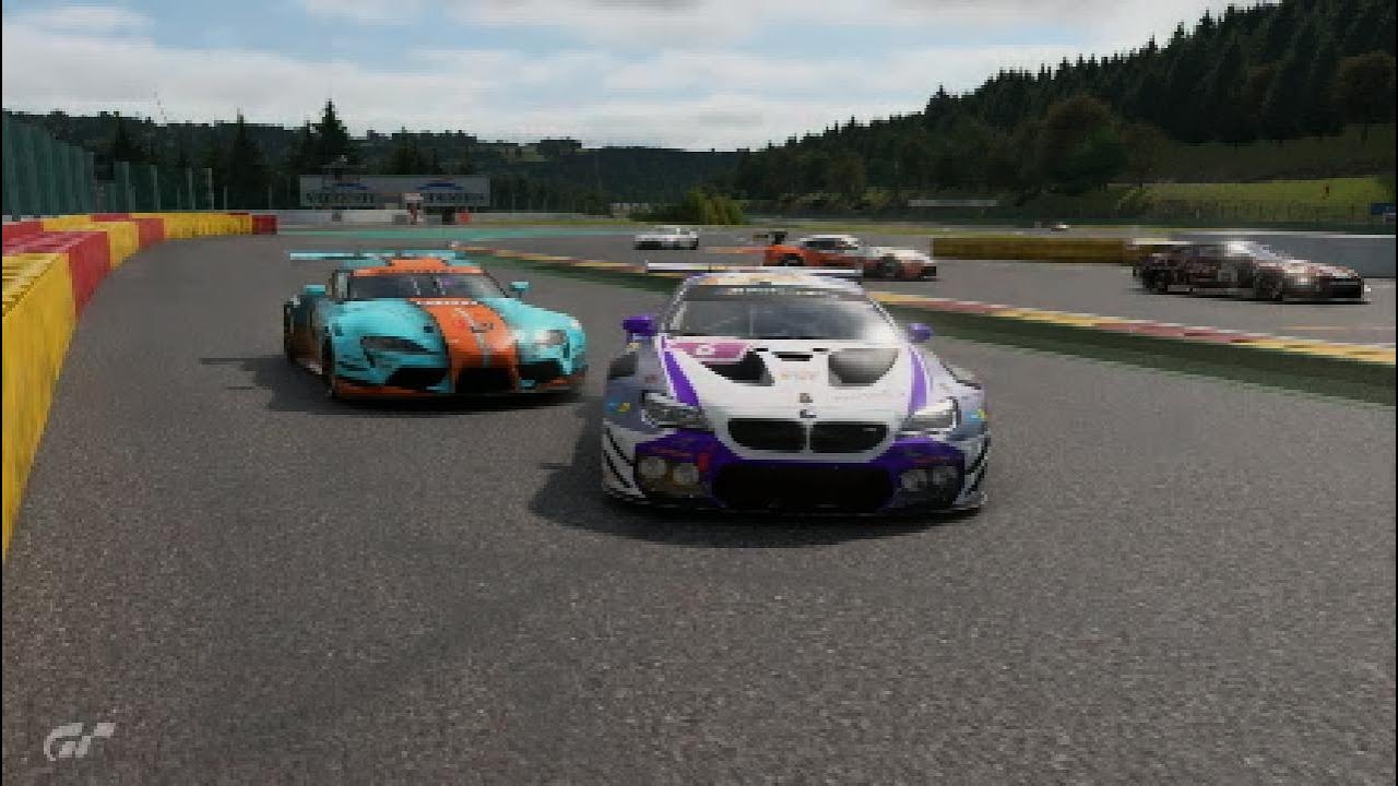 The WORST Racing I Have Seen in Awhile - YouTube