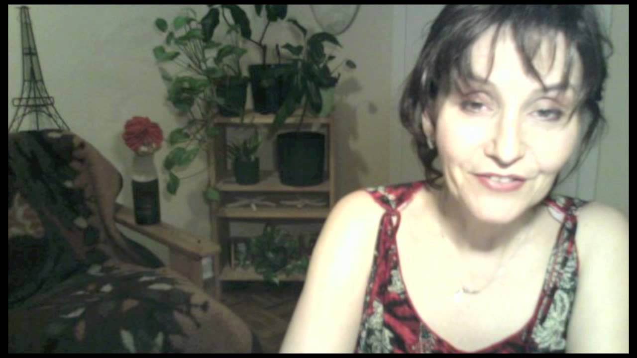 Daily Minute with J'Ouellette® - verb Offrir [présent] - Learn to speak ...