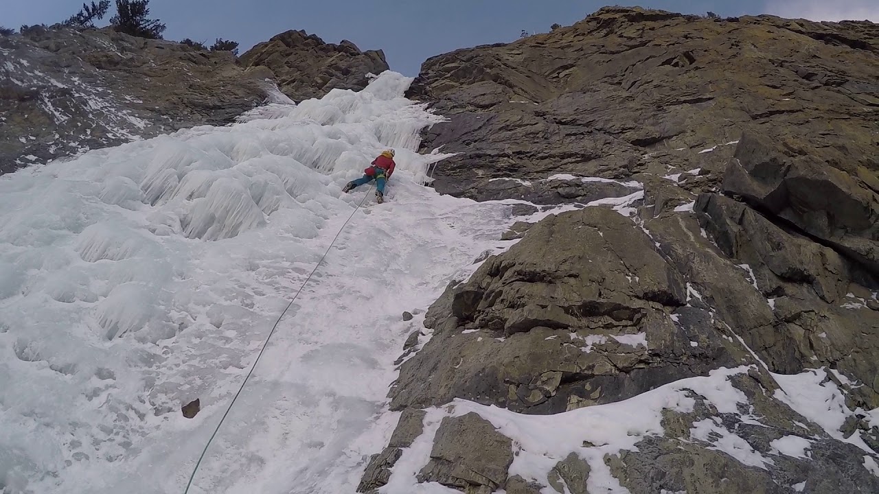 Ice Climbing Cascade Falls in Banff - YouTube
