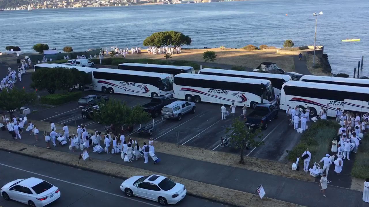 WSB reader video: Diner en Blanc at Don Armeni Boat Ramp - YouTube