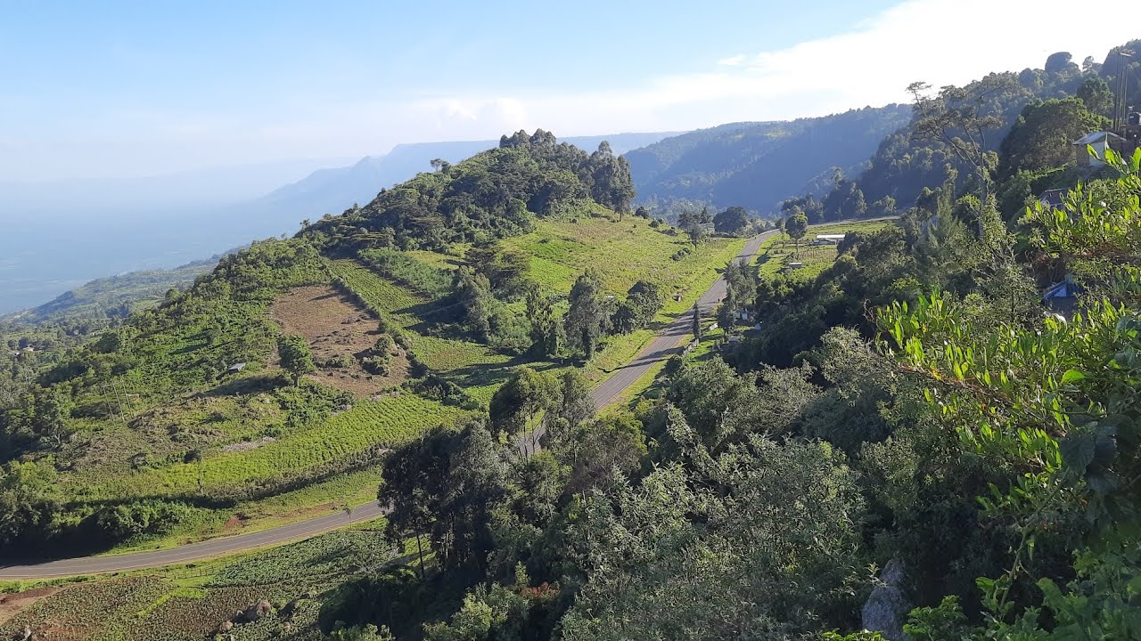 Kenya | Magnificient view of the Kerio Valley from Iten view Point ...