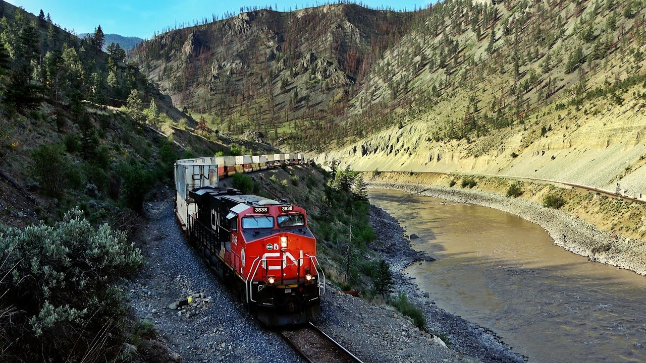 CN Efficiently Inspecting Track At Revenue Speeds! Automated Track ...