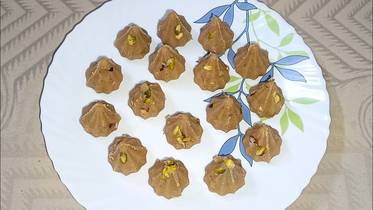 गेहूँ के आटे से बने मोदक || Wheat Flour Modak - YouTube