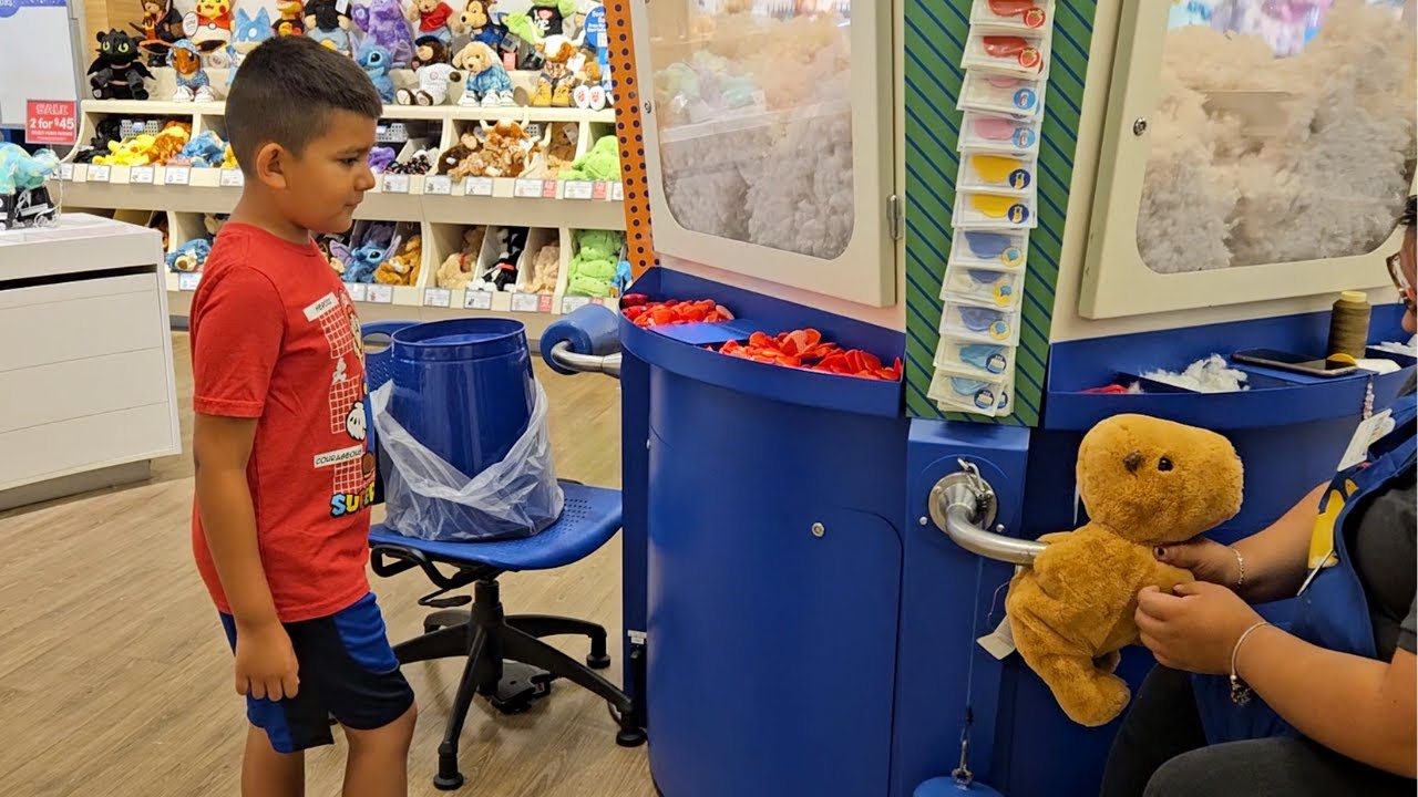 We went to Build A Bear and found a capybara! - YouTube
