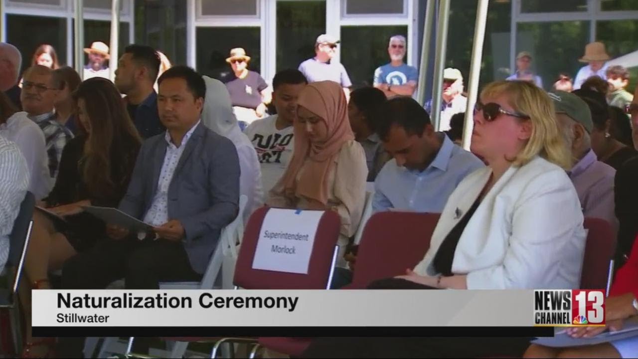 USCIS welcomes new citizens at naturalization ceremony - YouTube