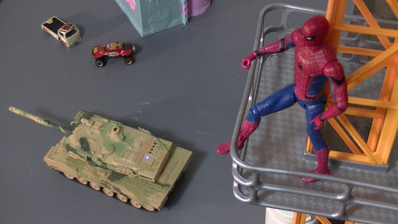 Tank vs Spiderman \Video for Kids\cars for Kids - YouTube