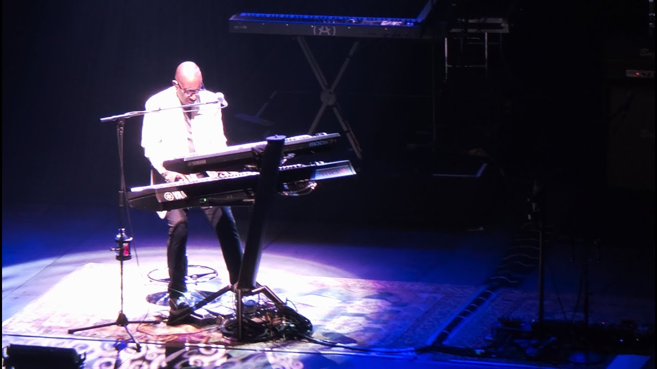 (Greg Phillinganes keyboard solo) / I Won't Hold You Back - Live - YouTube
