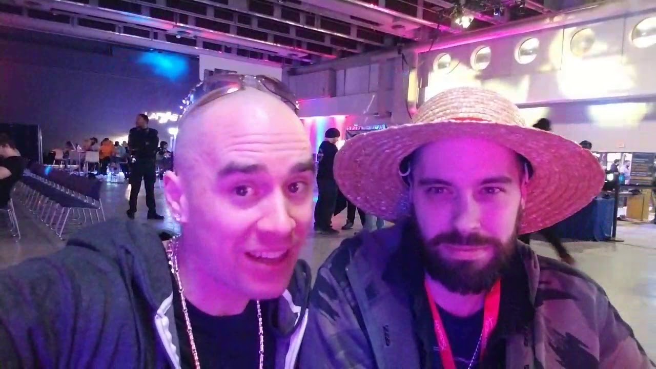 LAN ETS ! Live Twitch improvisé ! Bonjour les streamers ! (Smartphone ...