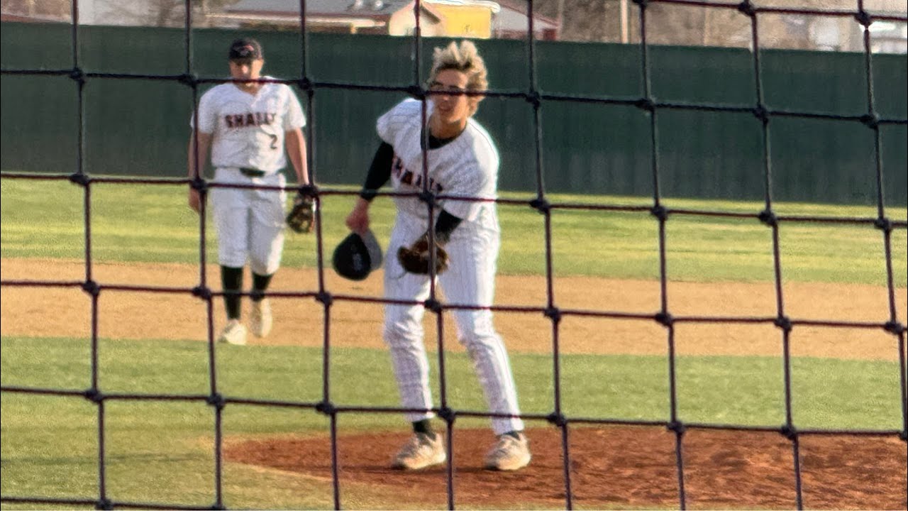 varsity baseball Shallowater vs levelland - YouTube