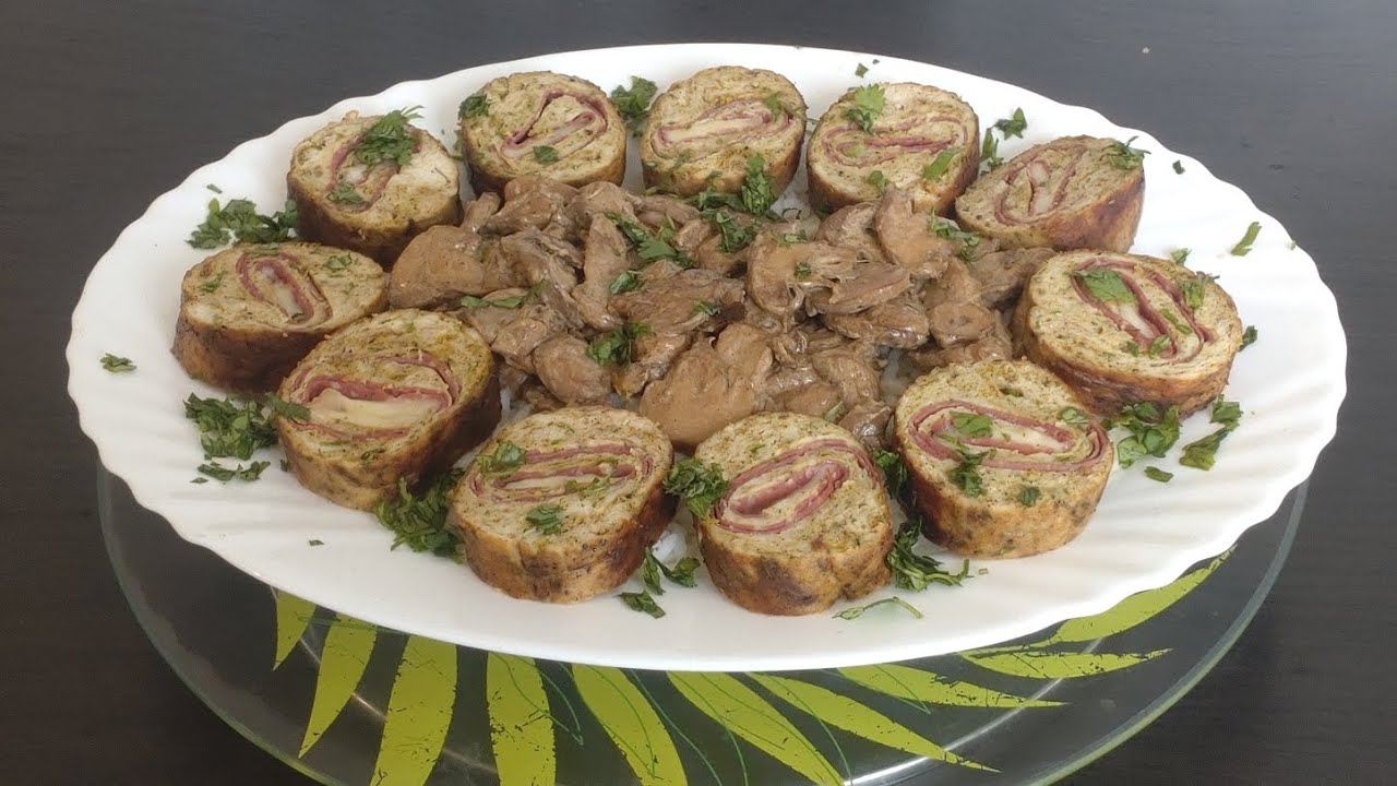 roulé aux poulets,salami (chorizo) et chèvre accompagné d'une sauce au ...