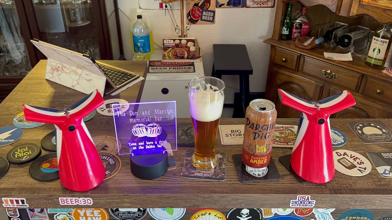 Parched Pig Toasted Amber Ale - Carnival Brews - 5%abv - YouTube