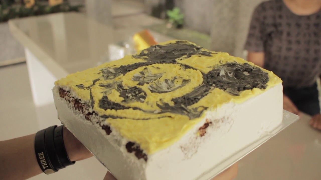 UAS IKLAN KELOMPOK 11 (CUSTOM CAKE - KAPKEIK FACTORY) - YouTube
