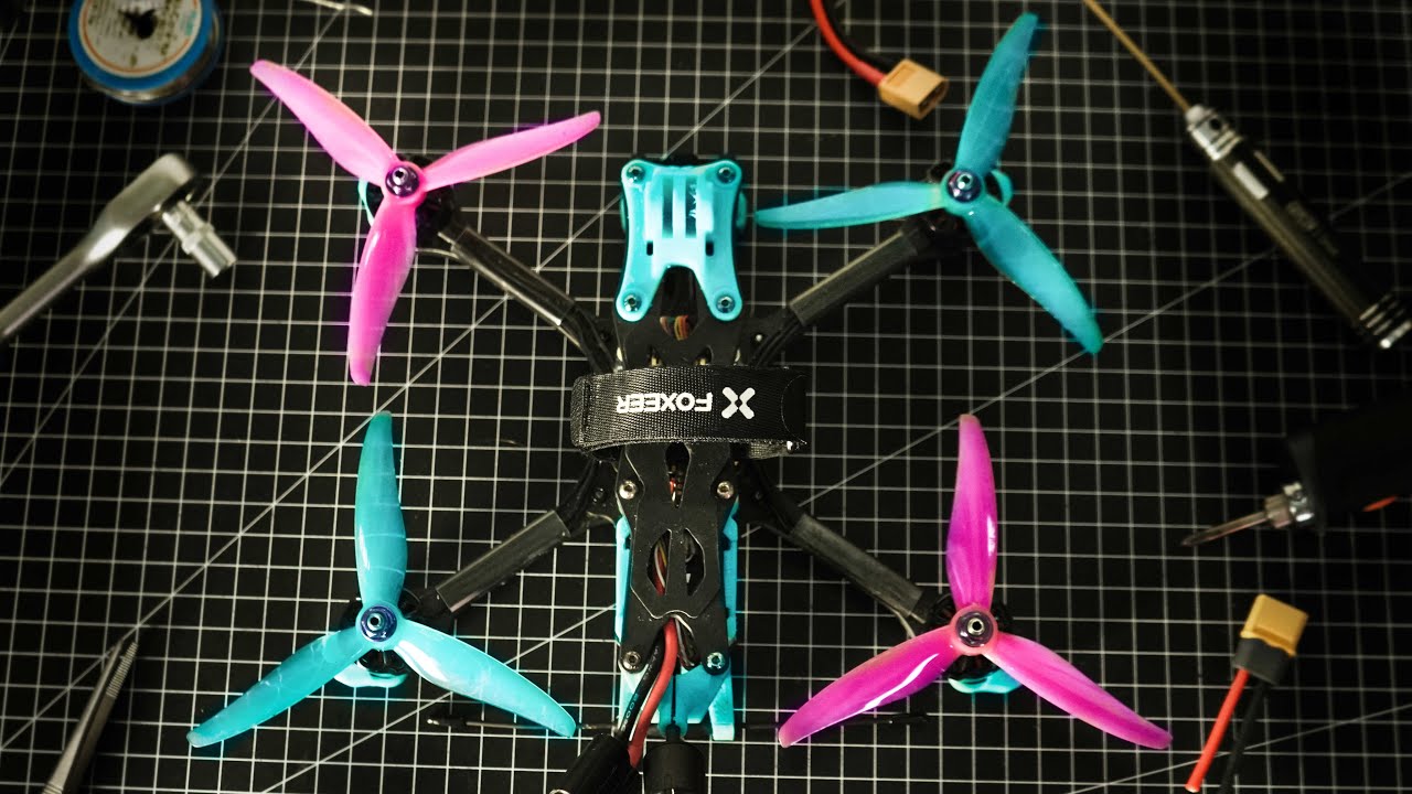 BUILDING AN FPV DRONE & TESTING IN BANDO! - YouTube