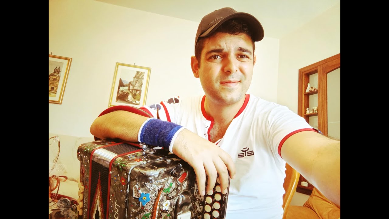 Luca Cocco di Ardauli all'organetto / Luglio 2025 - YouTube